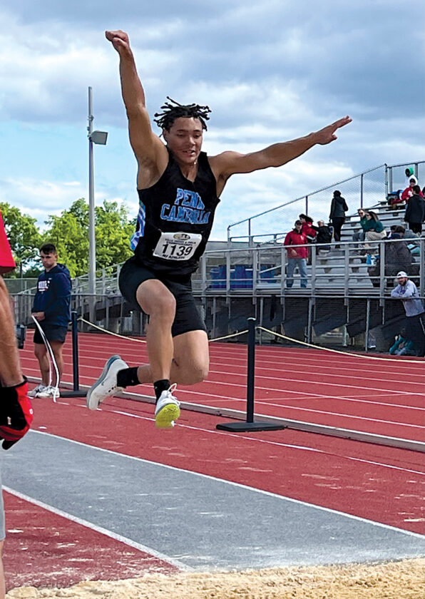 Hollidaysburg sprinter Isaac Yarnell ends up fourth in PIAA Track and ...